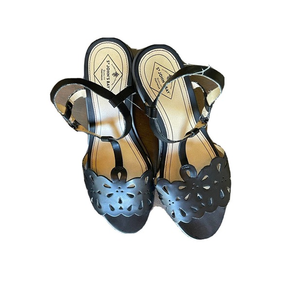 St. John's Bay | Shoes | St Johns Bay Womens Shoes Size 1 Adjusts To ...